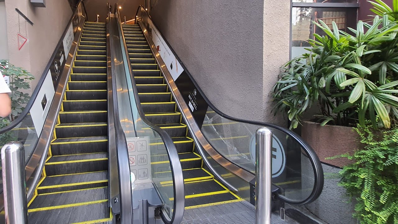 Hitachi Escalator: How To Ride An Escalator in Mont Kiara - YouTube