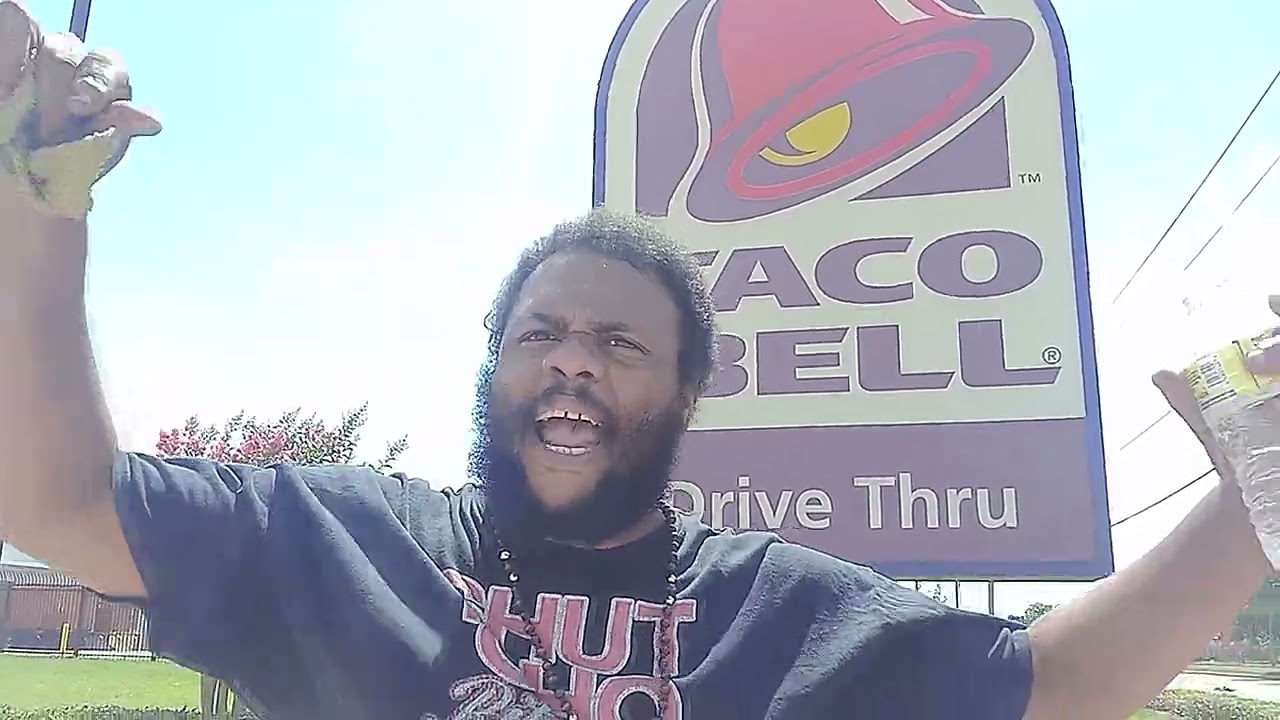 Black Man Angry At Taco Bell for Selling out of MEXICAN PIZZAS! - YouTube