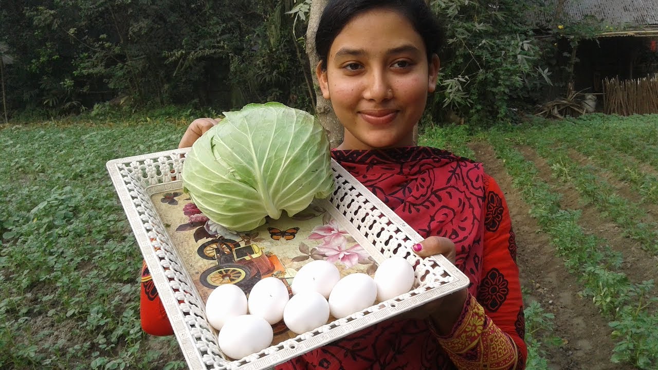 Cabbage Egg Fry Recipe | Badhakopi & Dim Bhaja | Cooking By Street ...