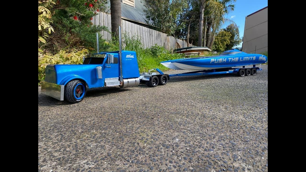 150 km/h │RC Big Cat │Ultimate RC Events │MGM CONTROLLERS - YouTube