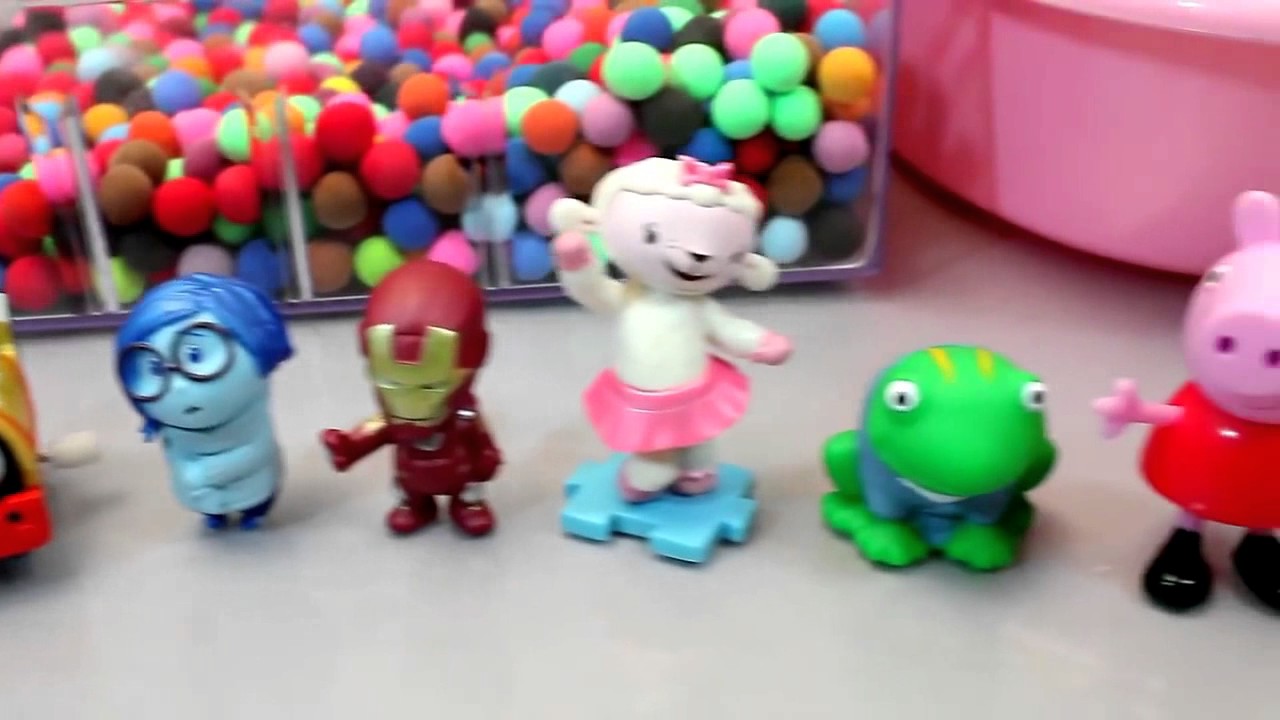 learn colors hidden toys baby bath - YouTube