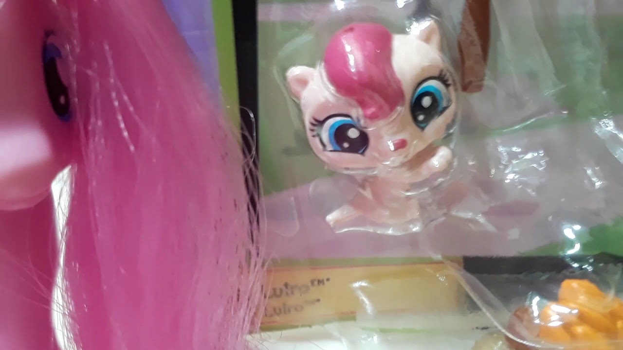 Lps review with giggles from this lps camp set 😃 - YouTube