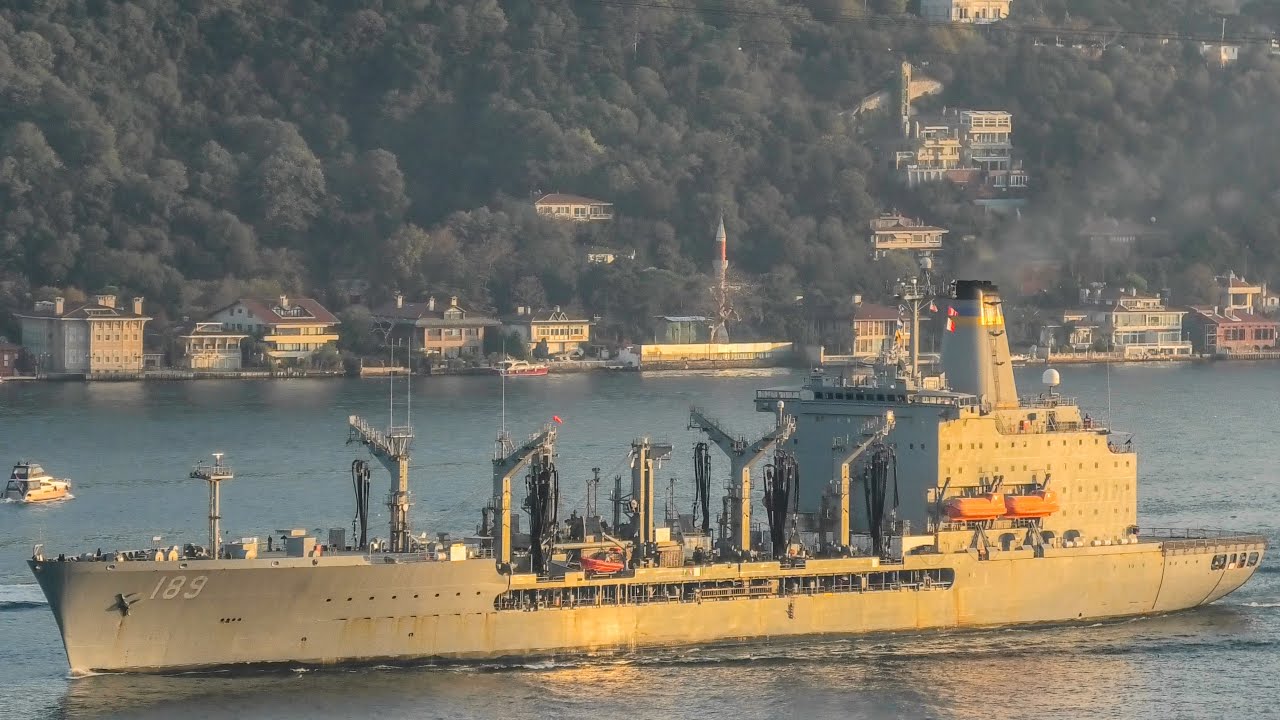 U.S. Navy Replenishment Tanker USNS JOHN LENTHALL transits Istanbul ...