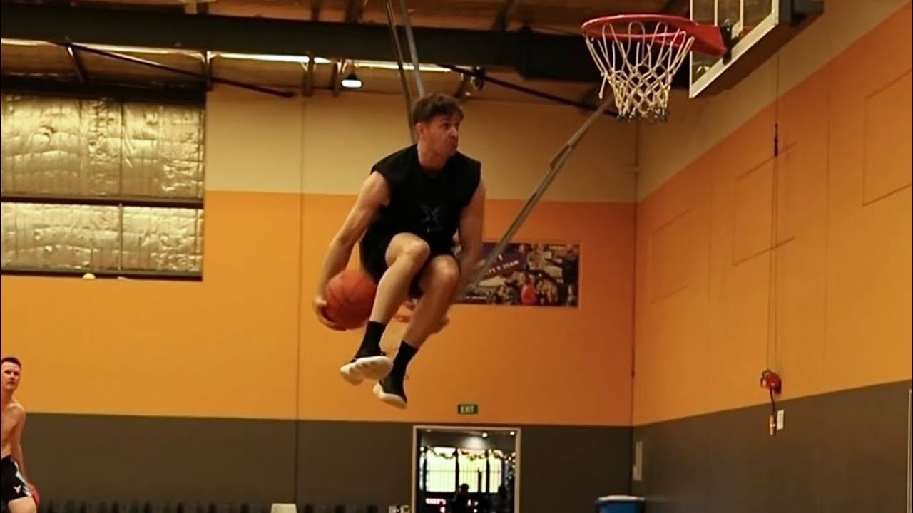 Australia’s Most Insane Dunk Session? – Crazy Dunks! - YouTube