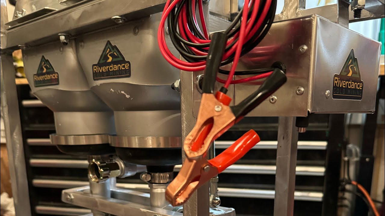 Nuts and bolts. Configuring the brand new Aluminum Riverdance Mini-Jig ...