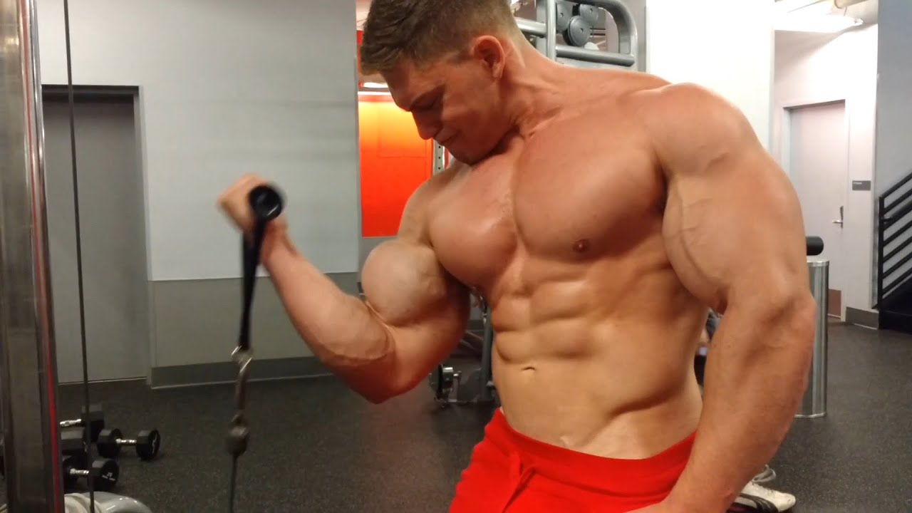 Diesel Josh Pumping His Massive Biceps - YouTube