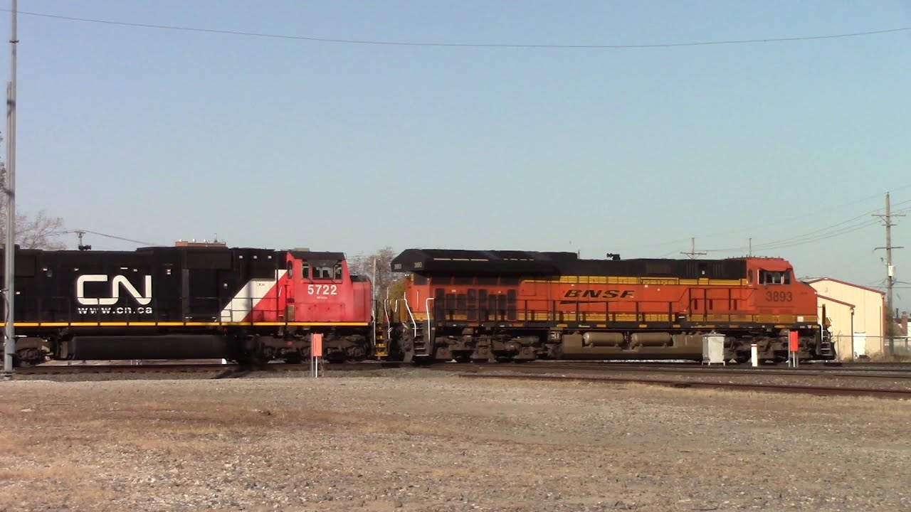 BNSF 3893 East in Chicago Heights, IL 11/4/20 - YouTube