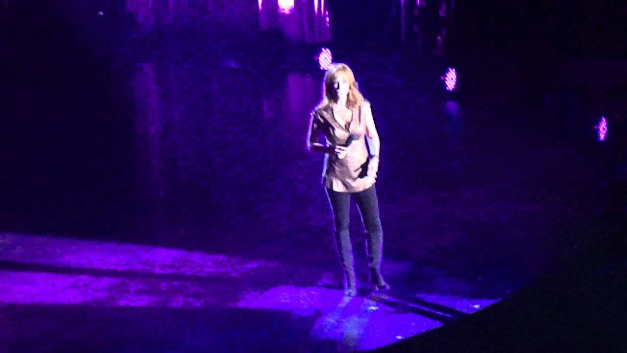 REBA: "You Lie", "Falling Out Of Love", & "Keep On Loving You" Live in ...