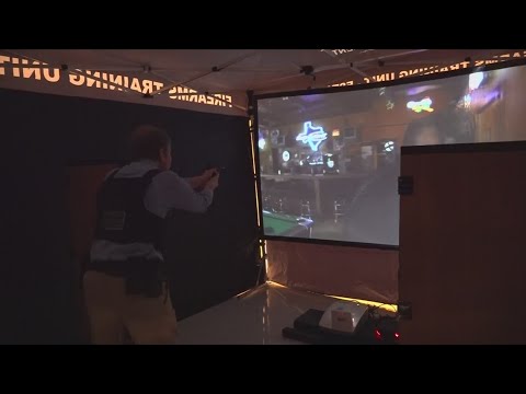 Memphis Police hosts simulator allowing civilians to experience armed ...