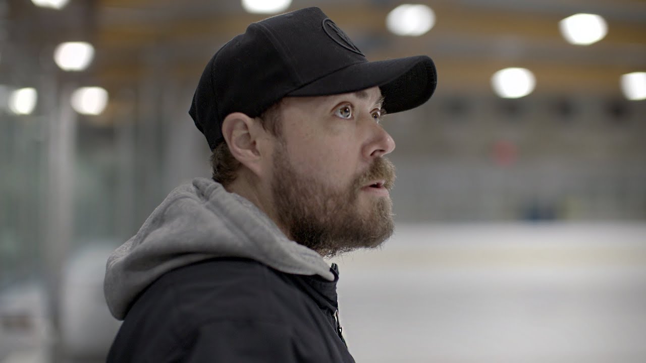 Hockey Coach Stephen Gillis' Life Saved by His Own Team | Angel | VGH ...