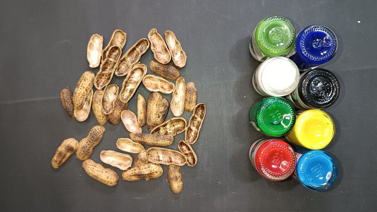 DIY - Unique Wall Hanging Craft Using Peanut Shells // Cardboard crafts ...