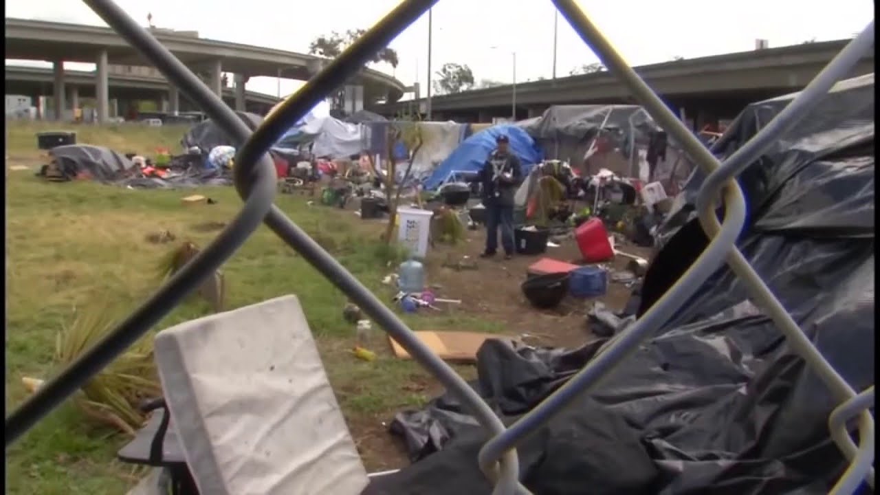 California official proposes cruise ship for the homeless - YouTube