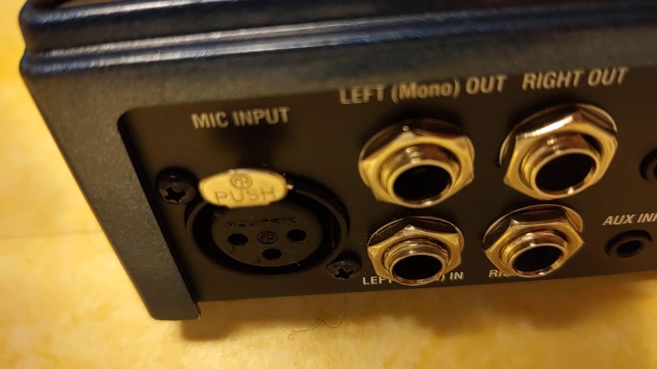 Mic Input on DigiTech Jamman Looper - YouTube