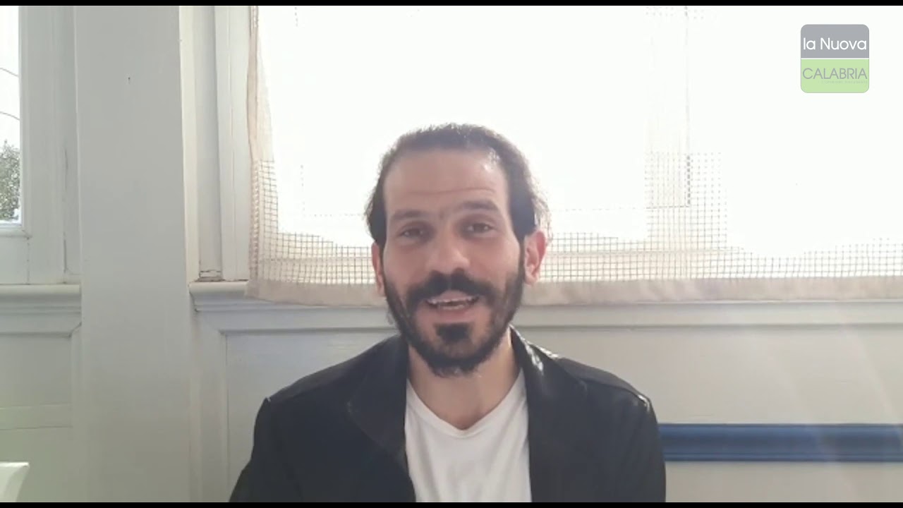 Correre ai Confini, la storia di Luca Naso. - YouTube