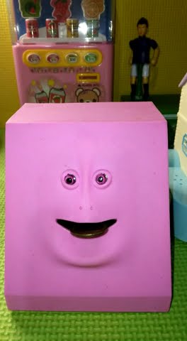 Creepy Coin Eating Money Box-The Face Bank - YouTube