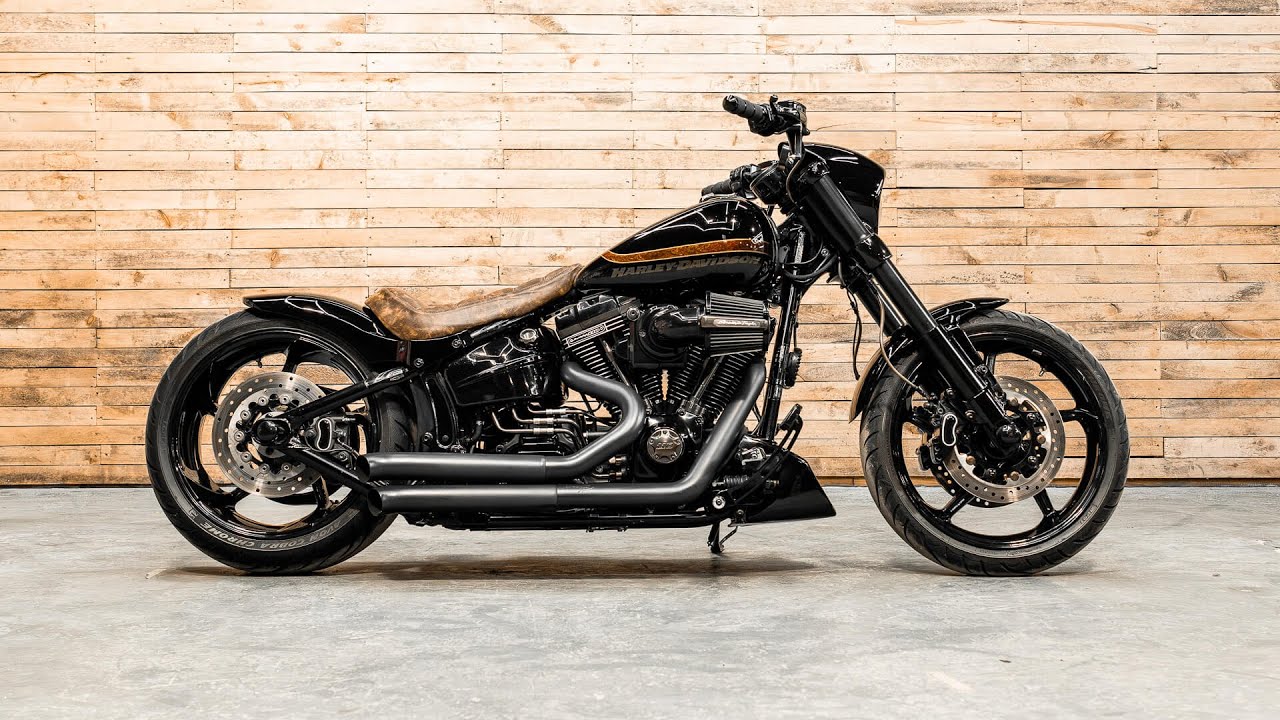 An epic 2016 Harley Davidson CVO (Custom Vehicle Operation) Pro Street ...