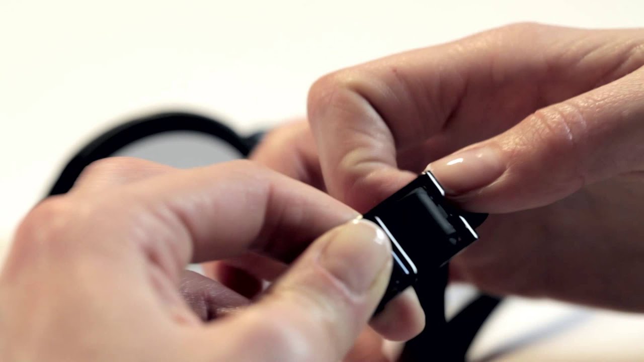 Speedo Cyclone Goggles Adjustment Guide - YouTube