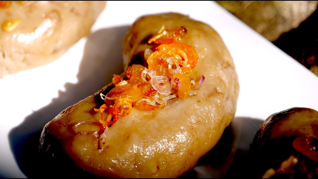 芋粿巧 Taiwanese Steamed Taro Rice Cake - Wild Dining Table - YouTube