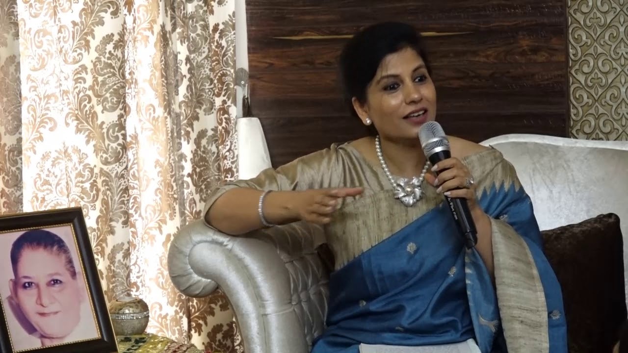 Hari Om Smiles - Vaani By Monica Singhal - Anand - YouTube