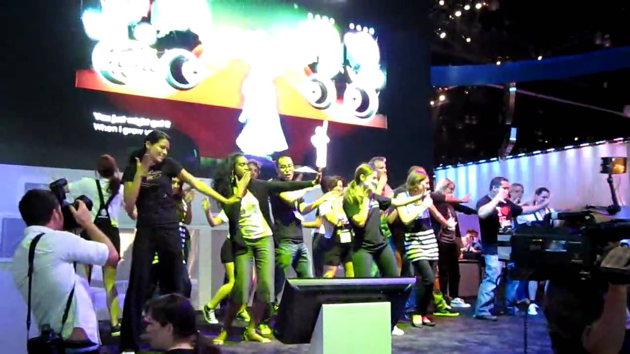 Just Dance 2 - E3 2010 (HD) - YouTube