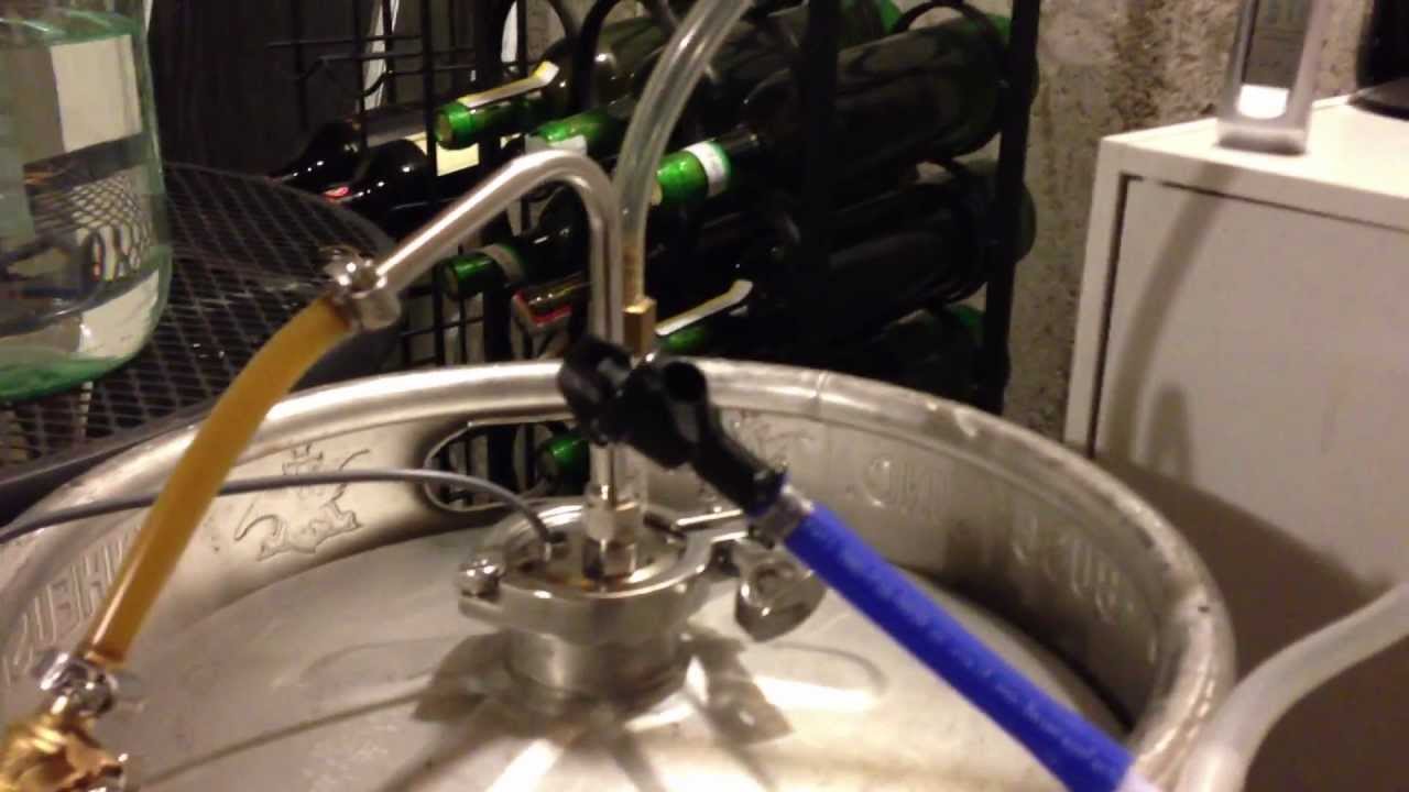CO2 Transfer from Sanke Fermenter - YouTube
