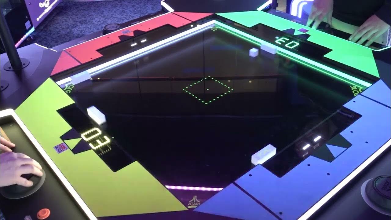 Atari Pong 4 Player Madness Arcade/ Level One Bergen op Zoom - YouTube
