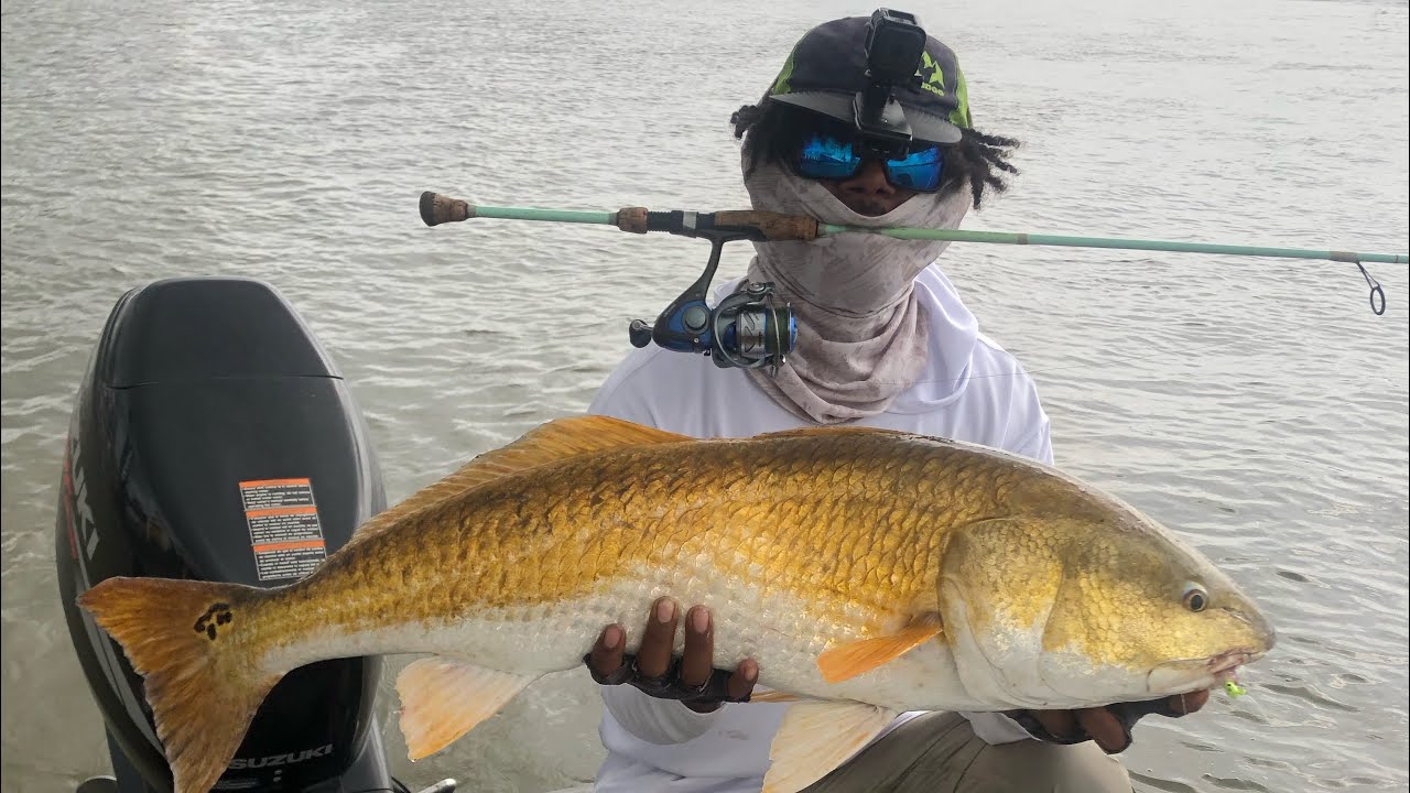 Texas Bull Redfish Fishing - YouTube