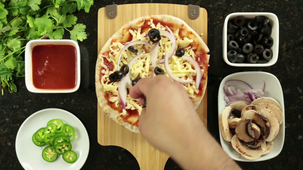 PIZZA CON CHILORIO CHATA - YouTube
