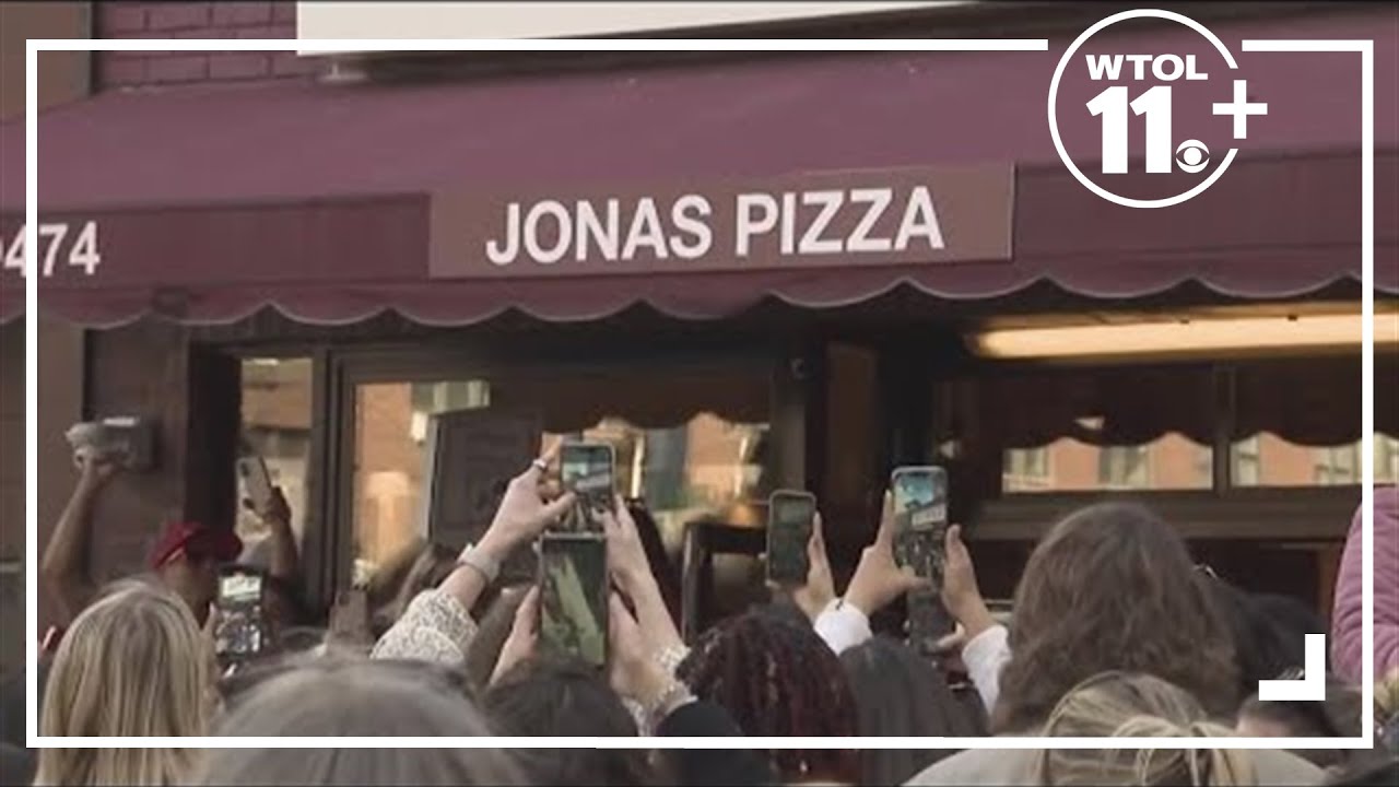 Jonas Brothers 20th anniversary celebration stops at New York City ...