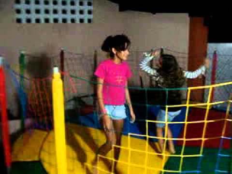 Raquel e Myrla dançando FUNK kk :D