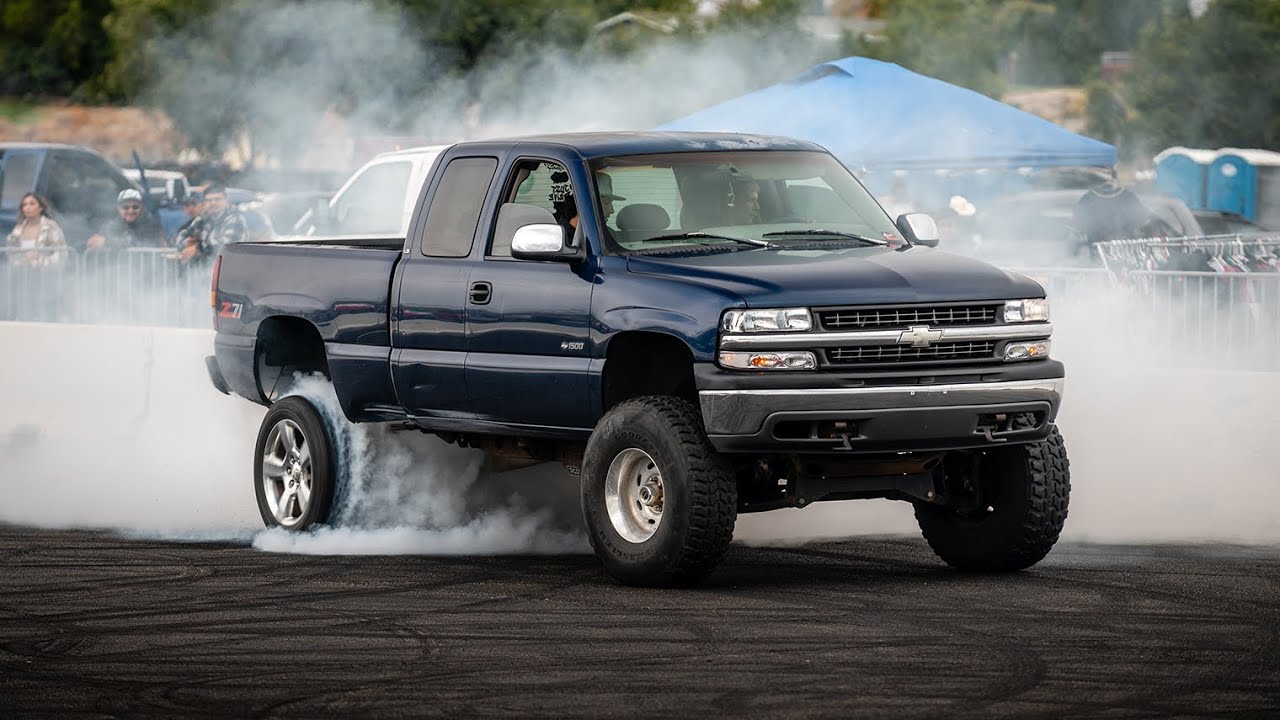 Over 10 Minutes of Action from the Burnout Pit at DTP ScaryWars! - YouTube