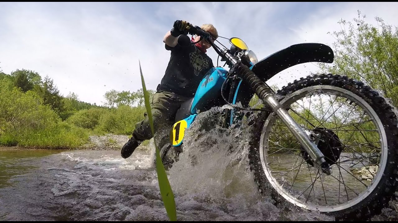 Yamaha IT400 Out for a Ride 2 - YouTube