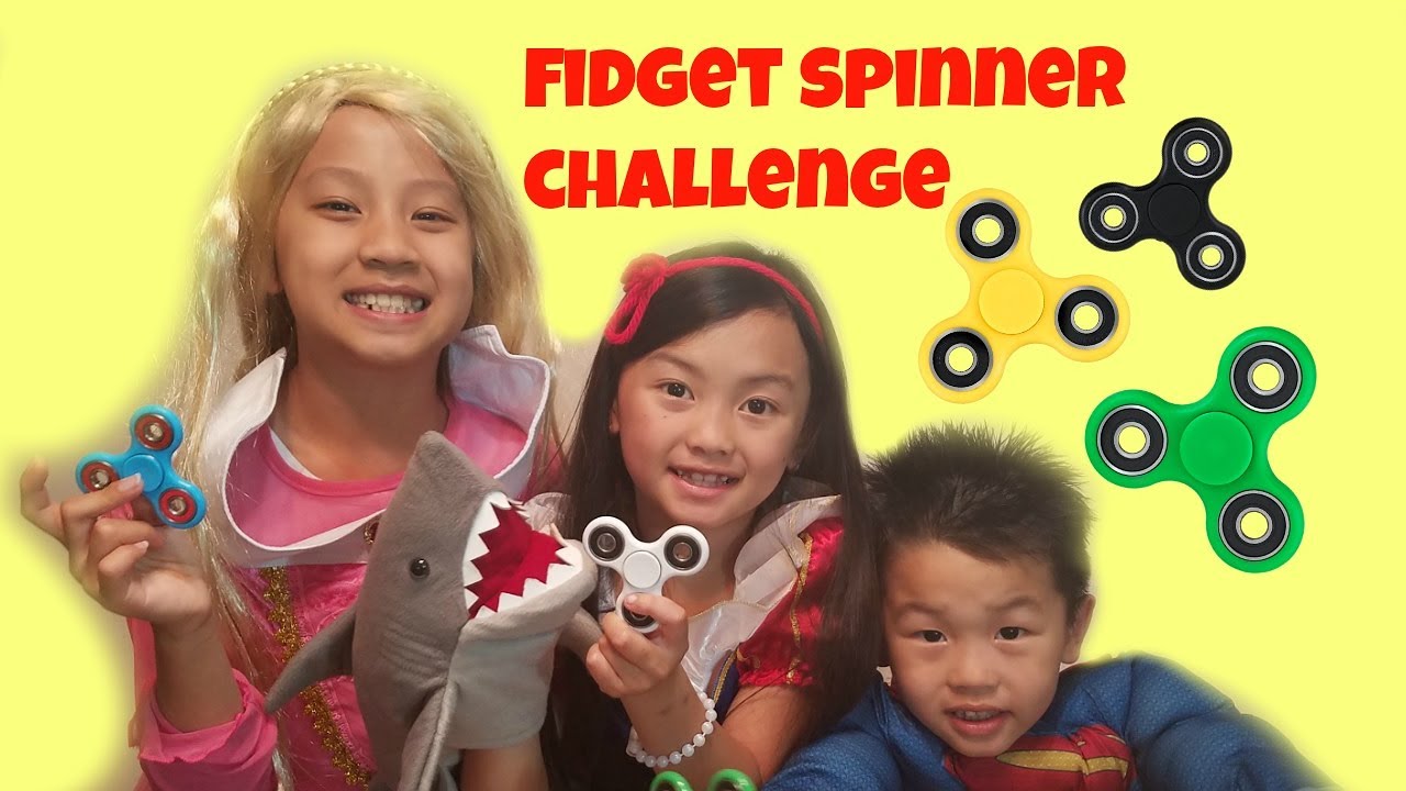 Fidget Spinner Challenge/Sleepy Beauty vs Snow White vs Superman - YouTube