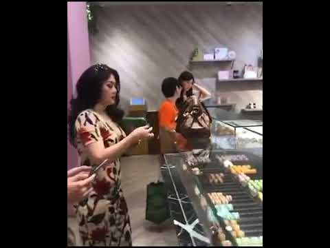 TANTE NAKAL kaya raya tajir mlintir