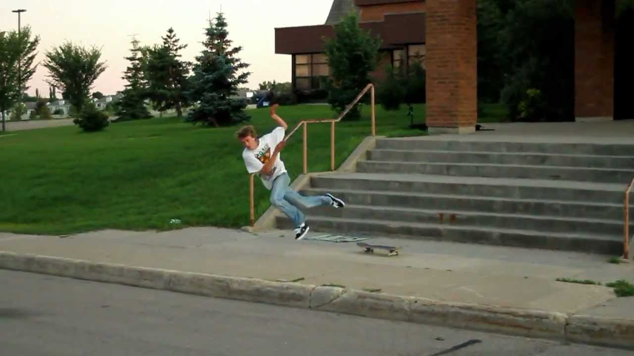 Colby Doyle Tre Flip - YouTube