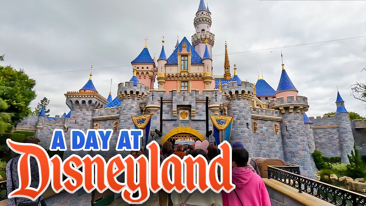 Snow White, Indiana Jones & Main Street Omnibus - Disneyland ...