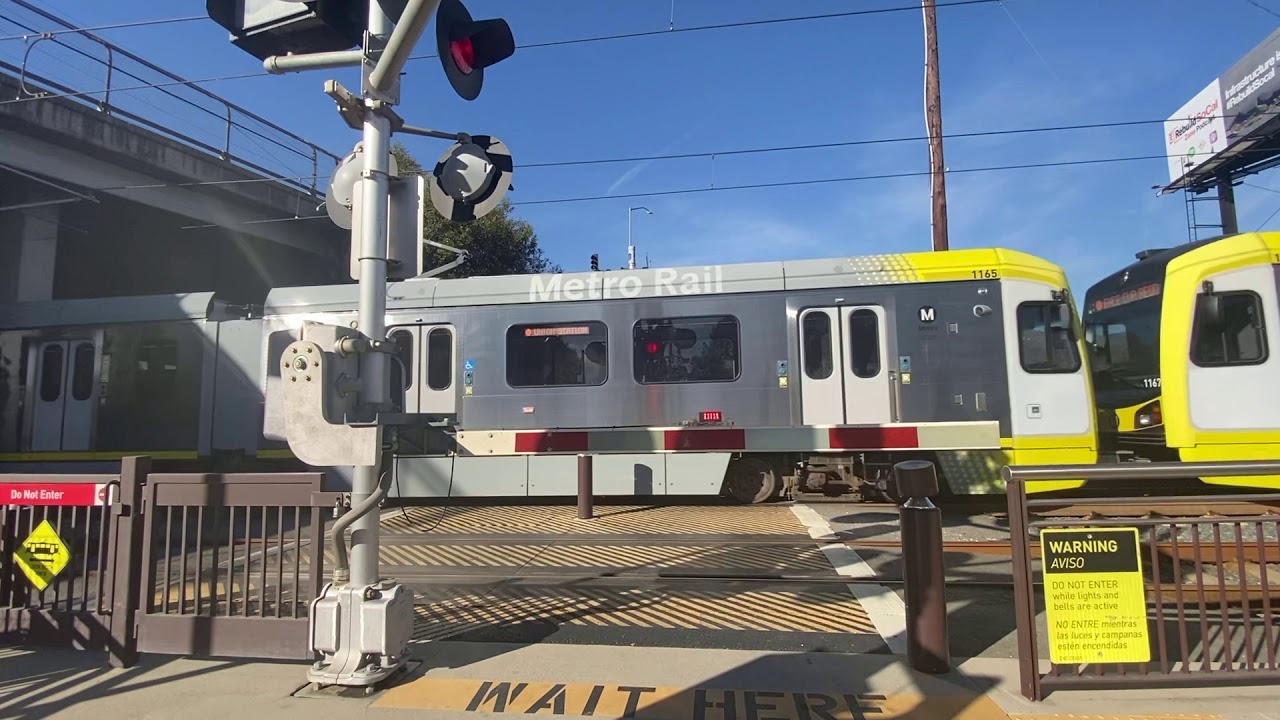 *LIGHTS OFF WHEN GATES RISE* Irwindale Station Pedestrian Crossing ...