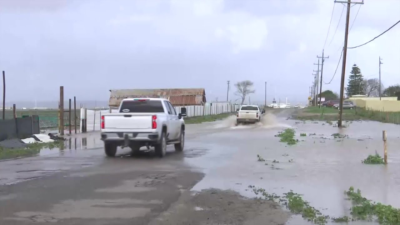 Several Santa Maria area roadways flooded during storm - YouTube