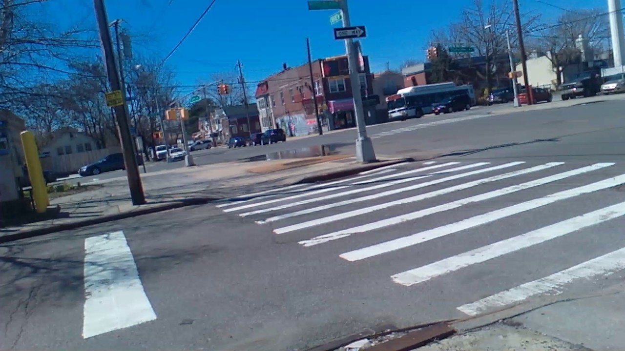 MTA C40LF 392 On The Bx27/XD60 4754 On The Bx39 - YouTube