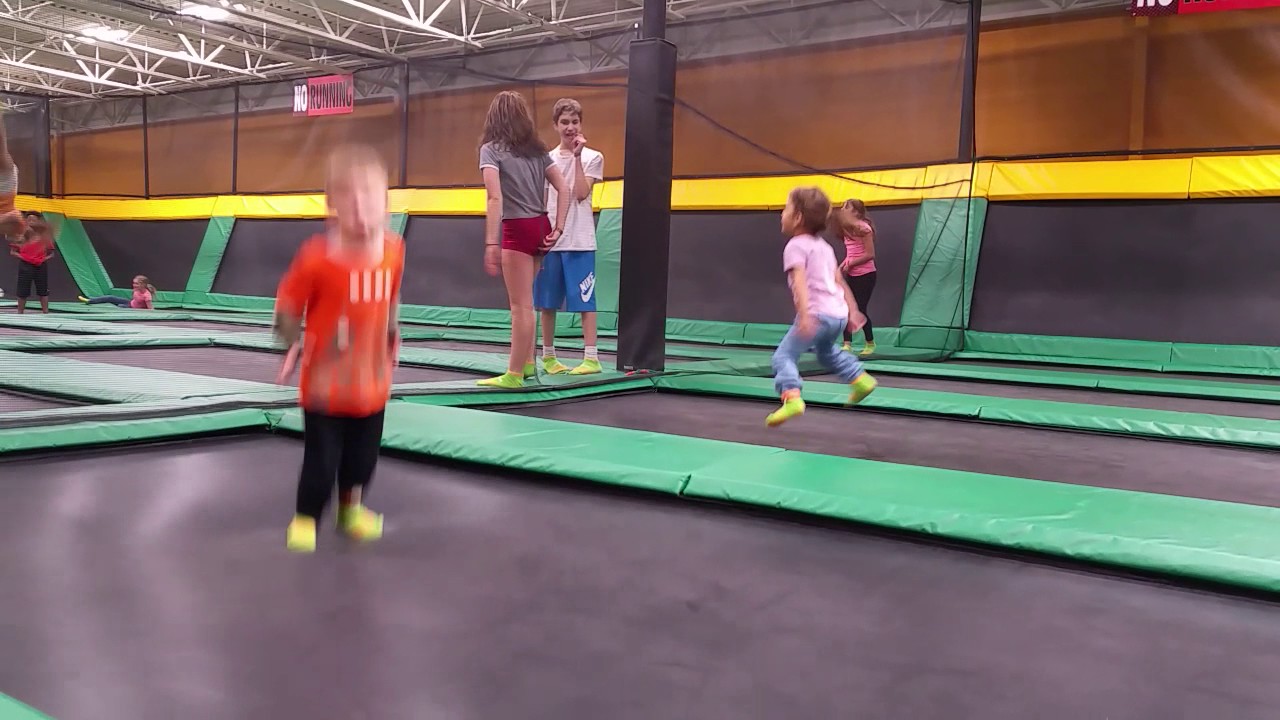 Rockin jump 1 - YouTube