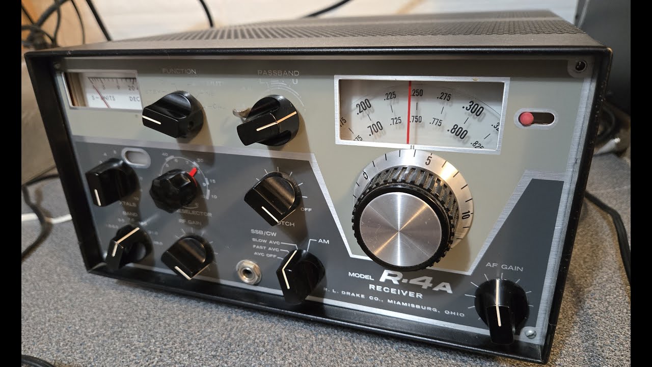 Drake R-4A Receiver - YouTube