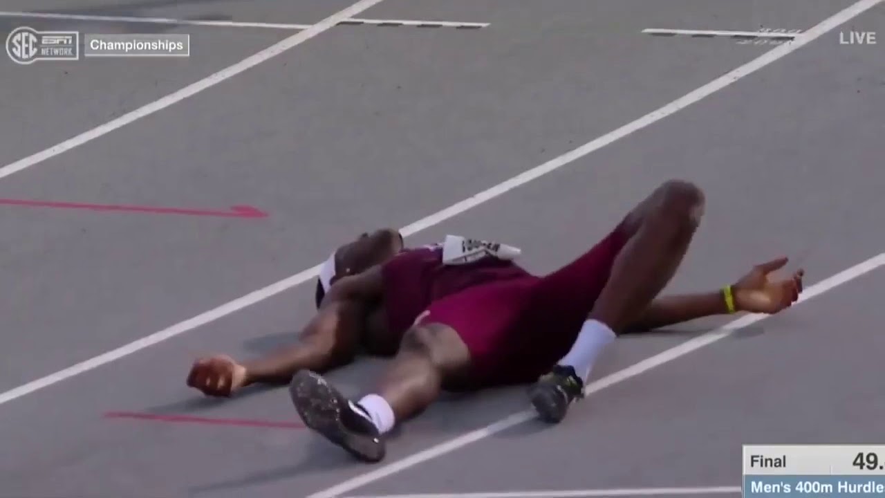 Infinite Tucker Superman Dive meets Student of the Year 3 - YouTube