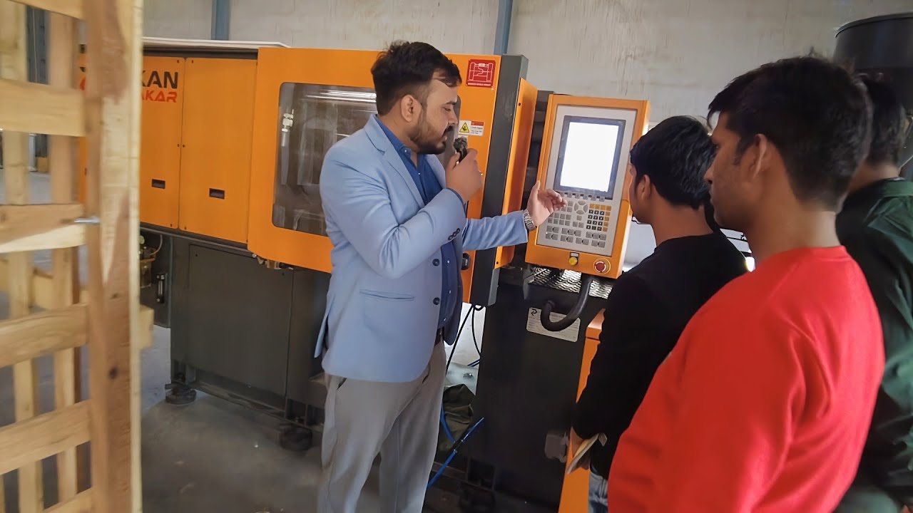 ONLINE & OFFLINE TRAINING INJECTION MOLDING - YouTube