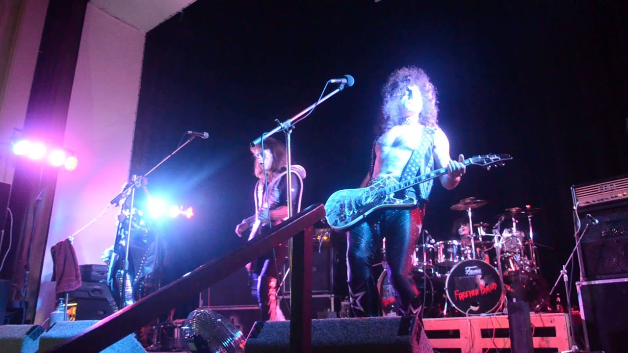 KISS Forever Band - "Crazy, Crazy Nights" live v Děčíně - YouTube