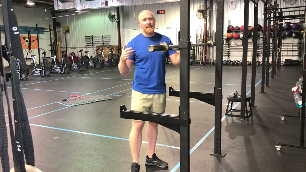 Using Safety Spotter arms for backsquatting - YouTube