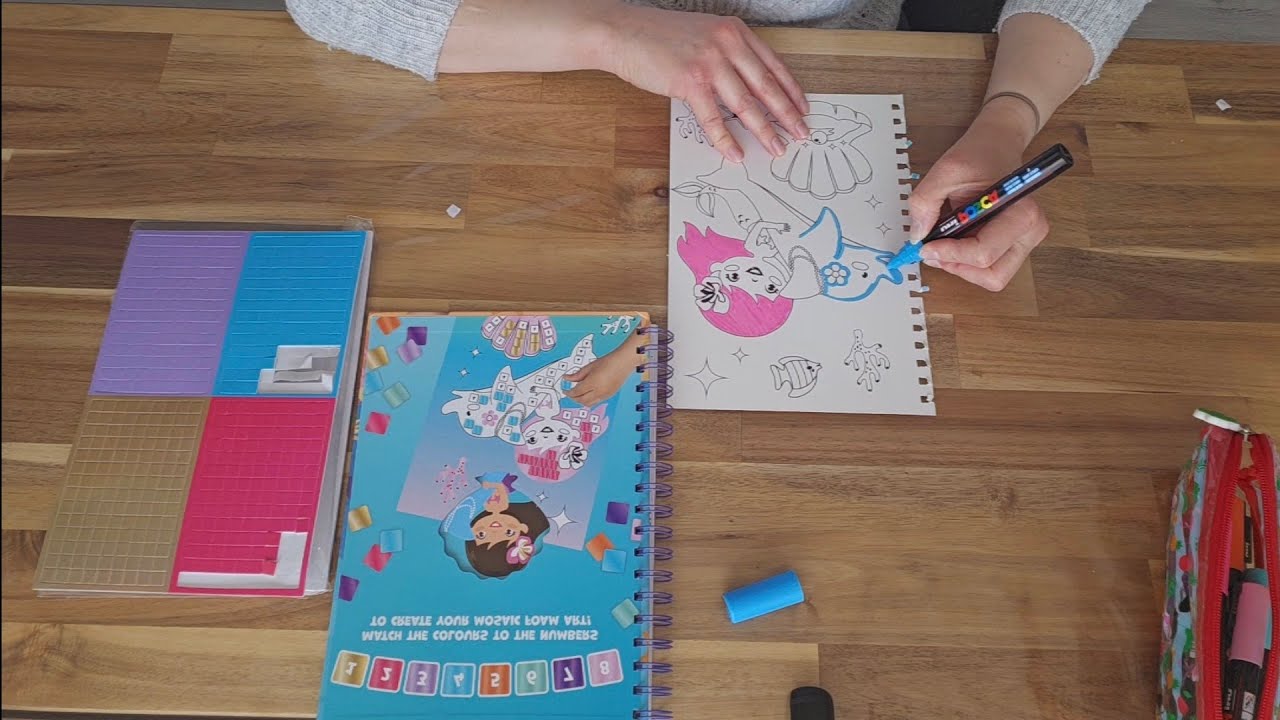 ASMR, collage de mosaïques et coloriage avec des Posca. - YouTube