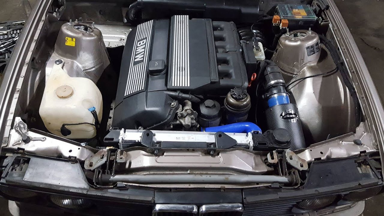 PIECES POUR SWAP M52B28 DANS E30 - YouTube