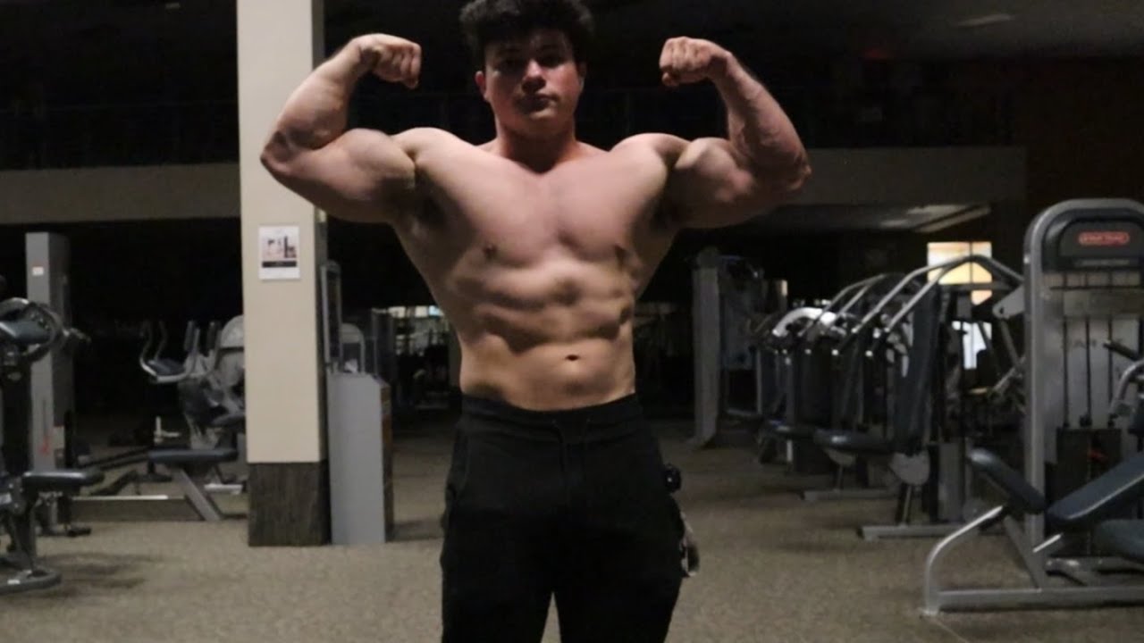 Getting Huge Day 106 - Chest - YouTube