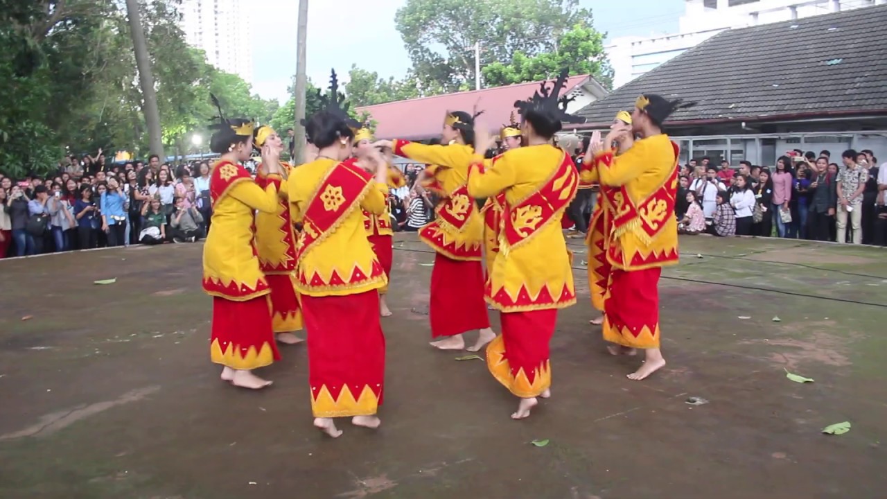 Tari Tuwu - Himpunan Mahasiswa Nias UHN Medan - YouTube