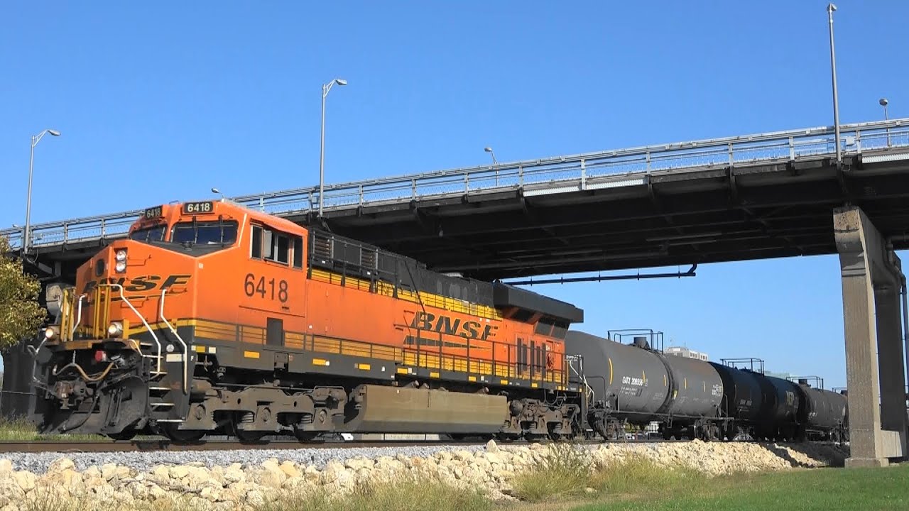 BNSF 6418 Leads a Freight, Davenport, IA 10/23/23 - YouTube